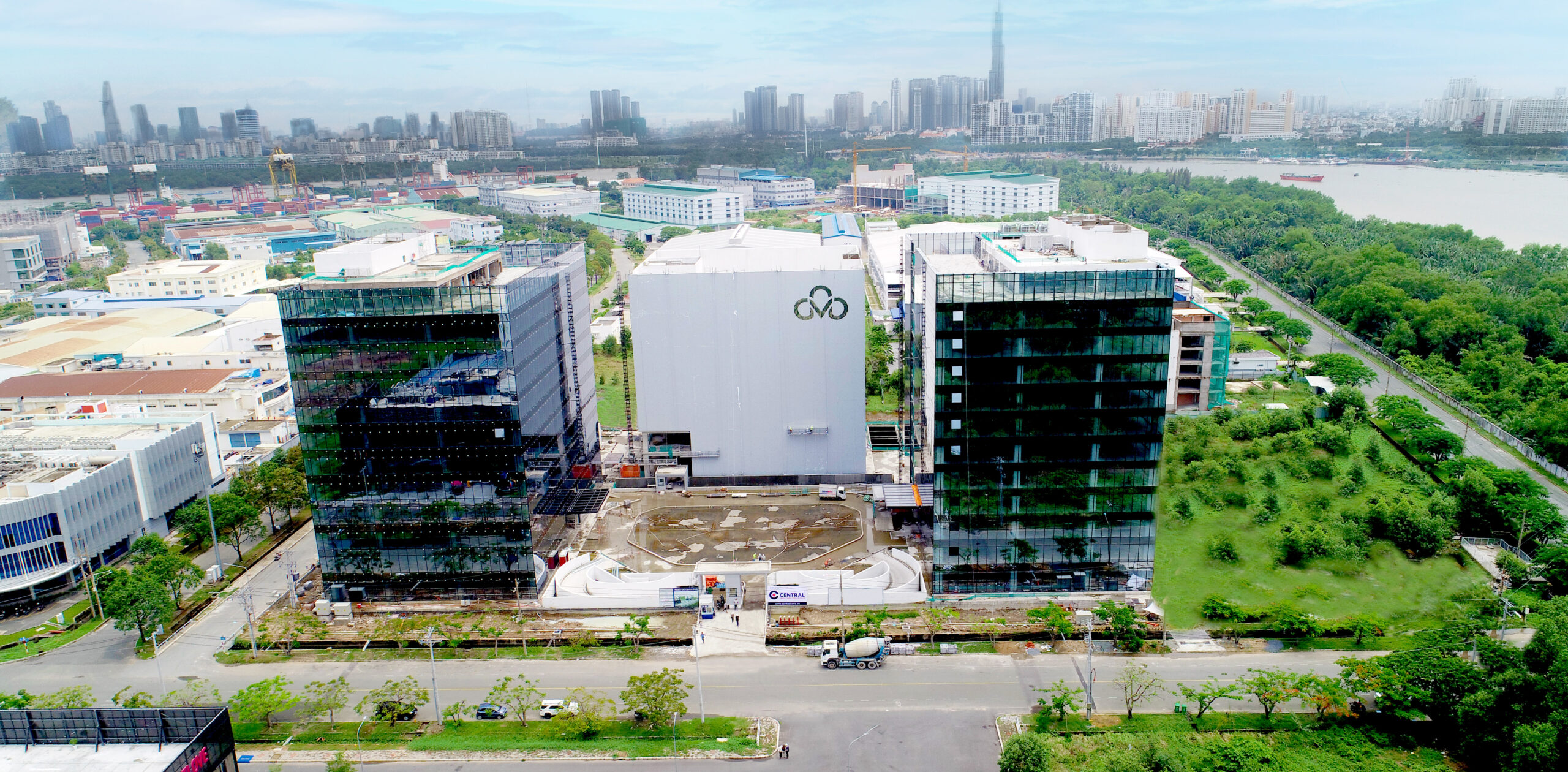 CMC Creative Space - Central Cons