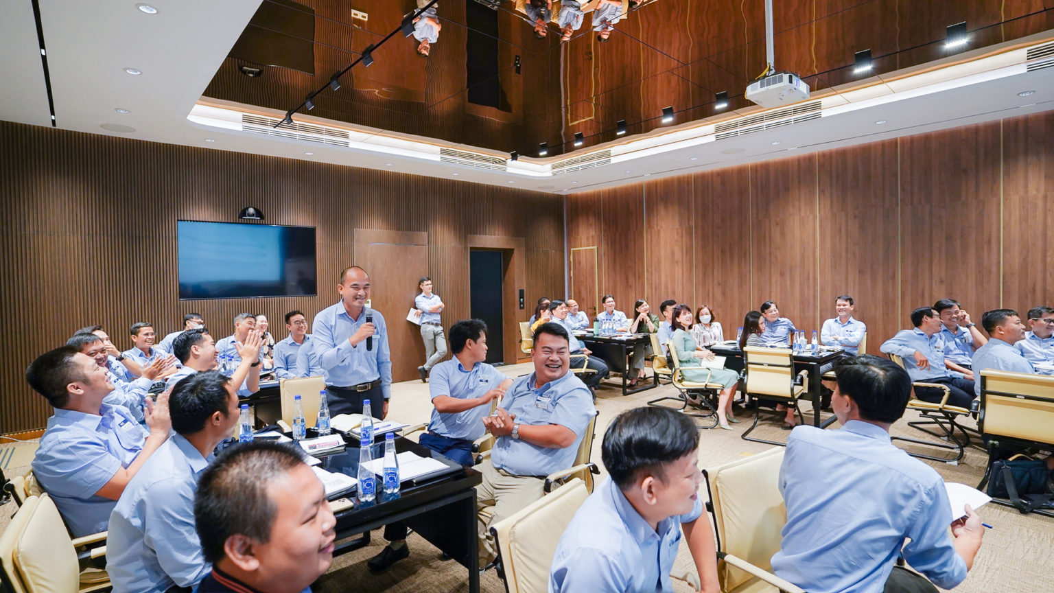 HORENSO TRAINING PROGRAM - Central Cons